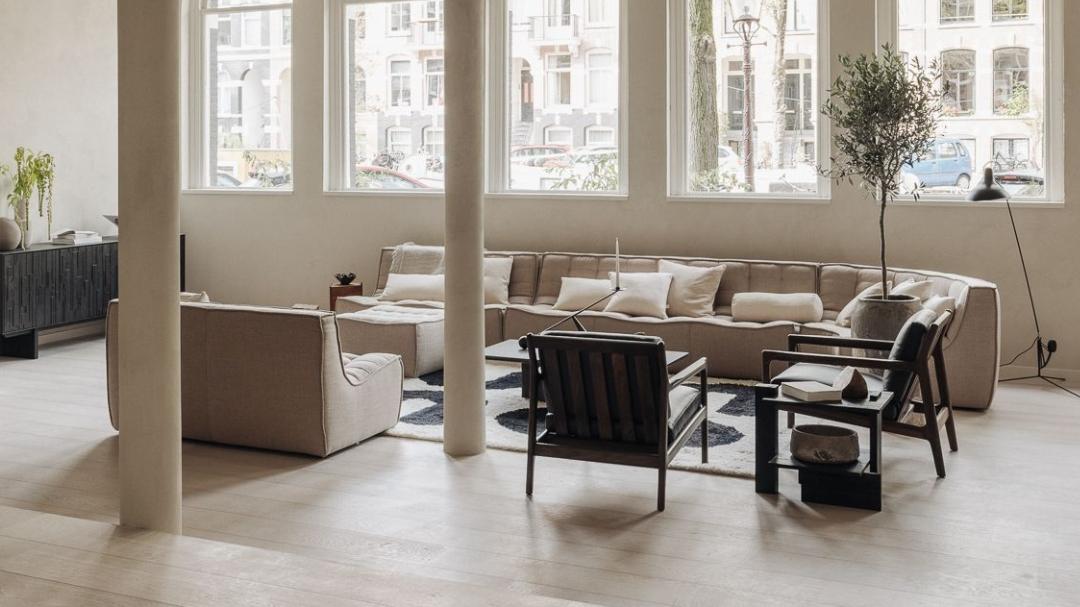 Live Light | Your circular furniture subscription